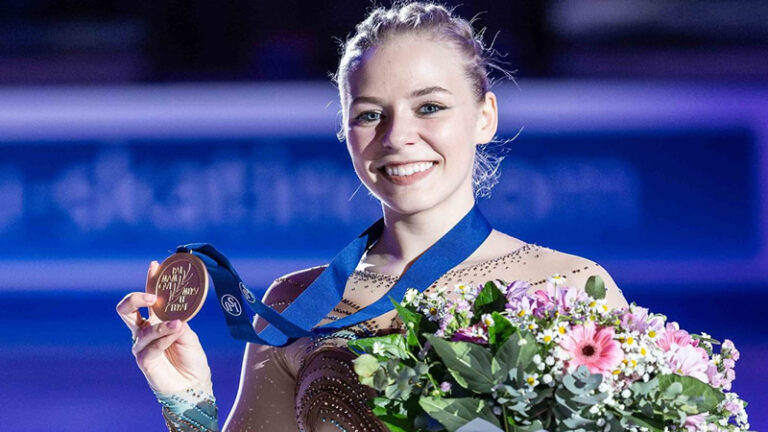 Winter Olympic: Niina Petrokina Triumphs at Olympic Test Event Levito ...